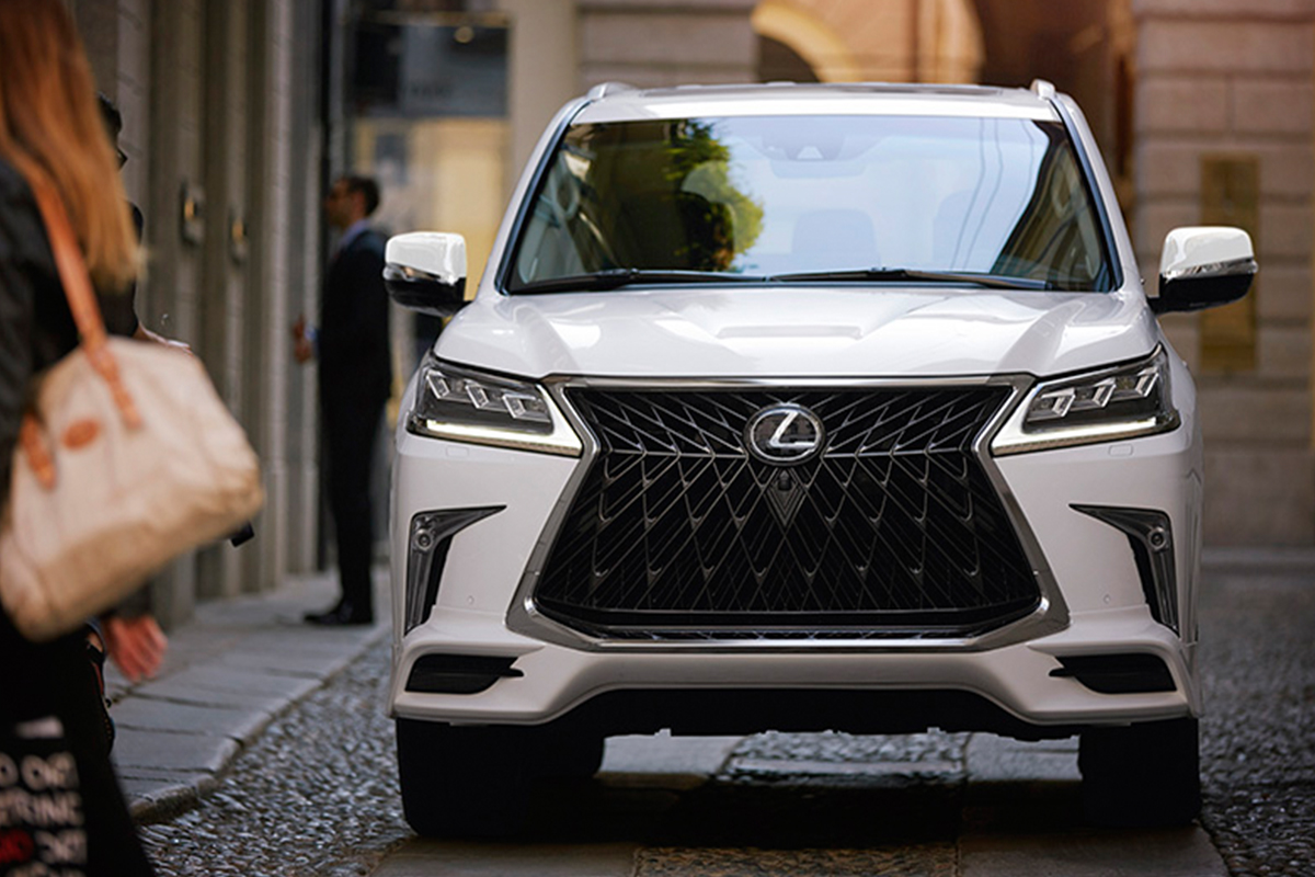 StriveME - اسعار لكزس 2020 في السعودية